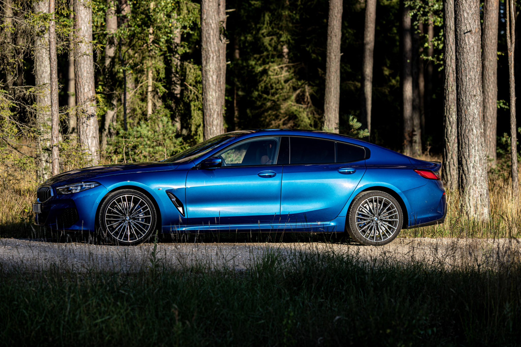 BMW 840i xDrive Gran Coupe. Limuzyna i sportowy samochód w jednym ...