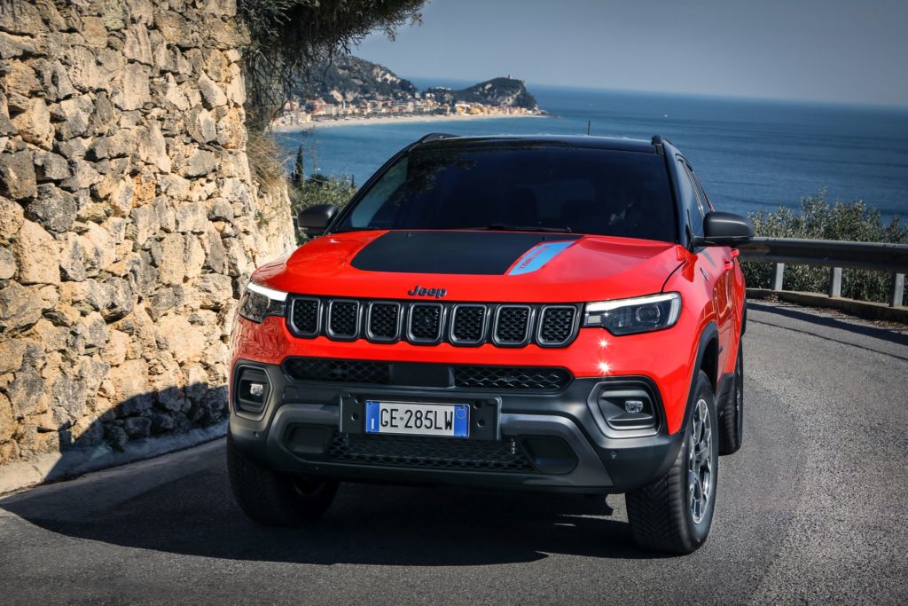 Nowy Jeep Compass - europejski debiut - Automotyw