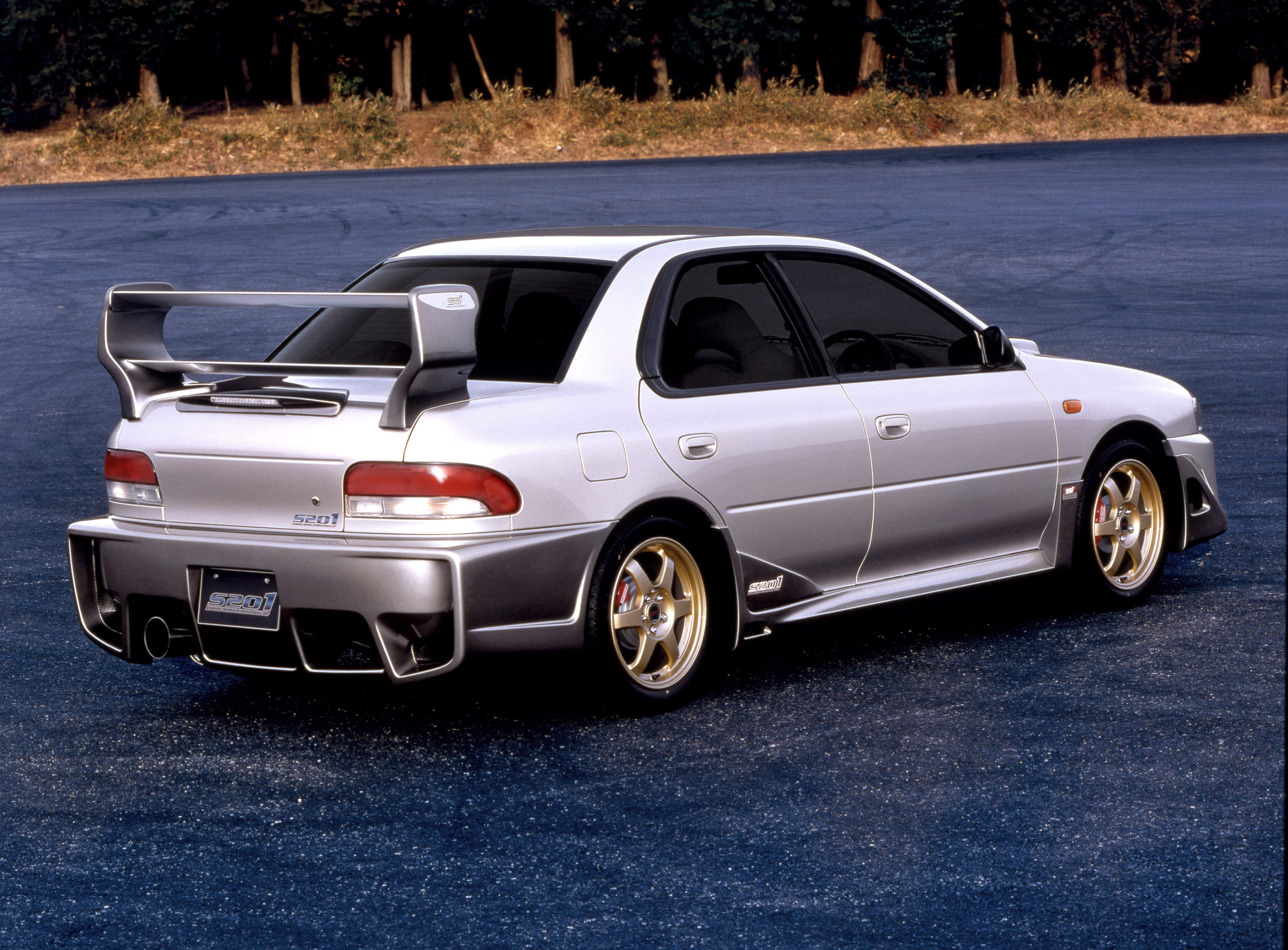 Subaru Impreza. Dziwne wersje pierwszej generacji - Automotyw