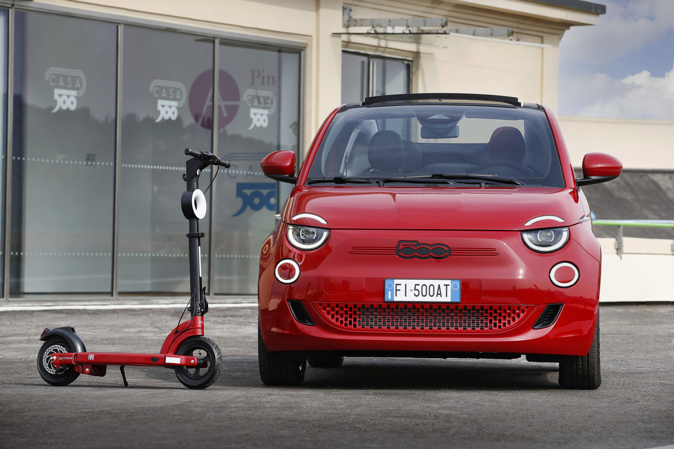 Fiat podał cennik nowego modelu 500(RED) - Automotyw