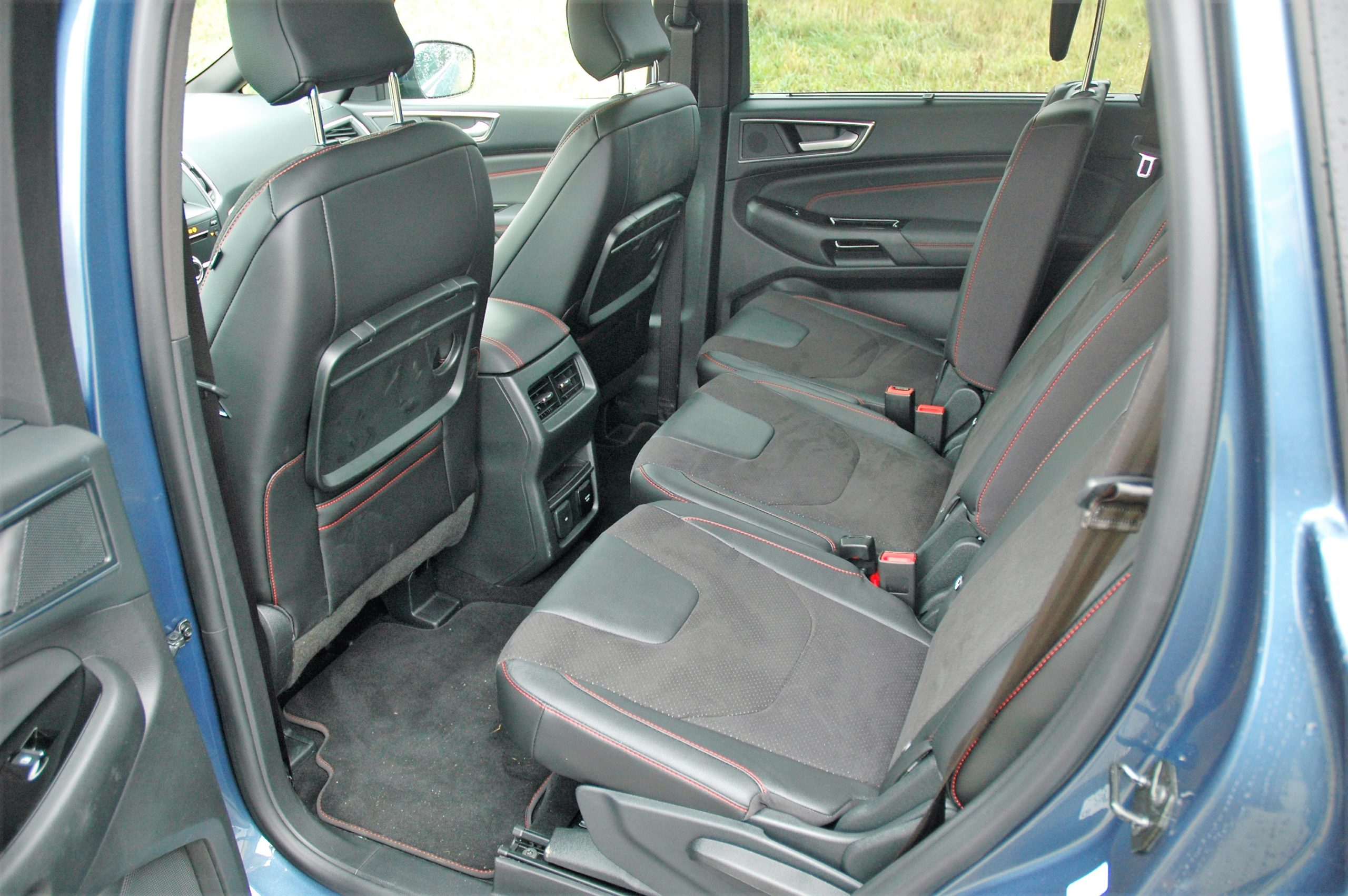 Test. Ford S-Max - rodzinny minivan w hybrydzie? Dlaczego nie! - Automotyw