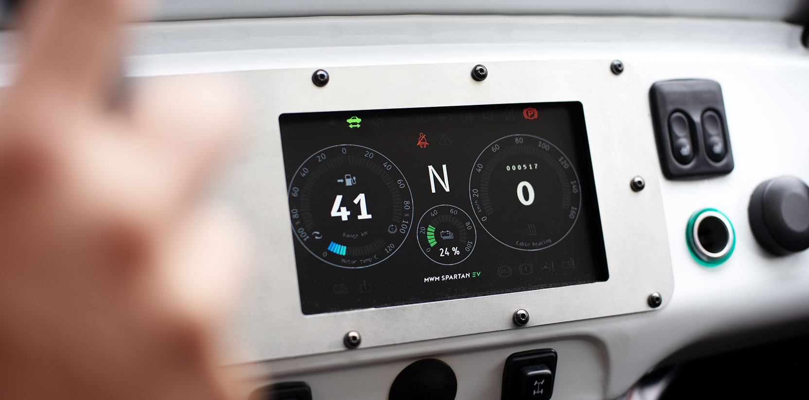 Elektryczny UAZ? Ta firma zrobi go dla Ciebie. Oto MWM Spartan EV