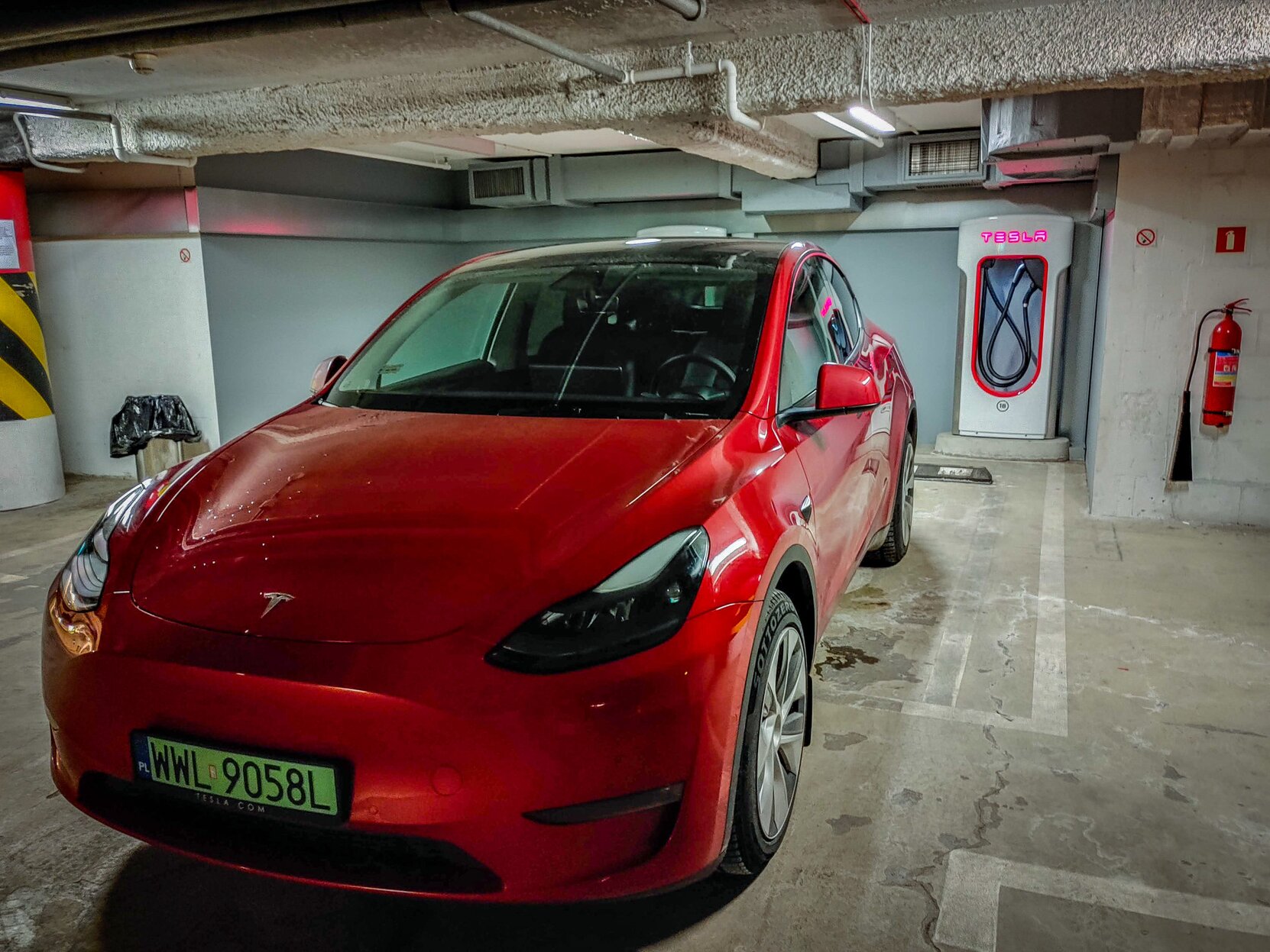 Nowe lakiery Tesli? Możliwa bogatsza oferta kolorów nadwozia