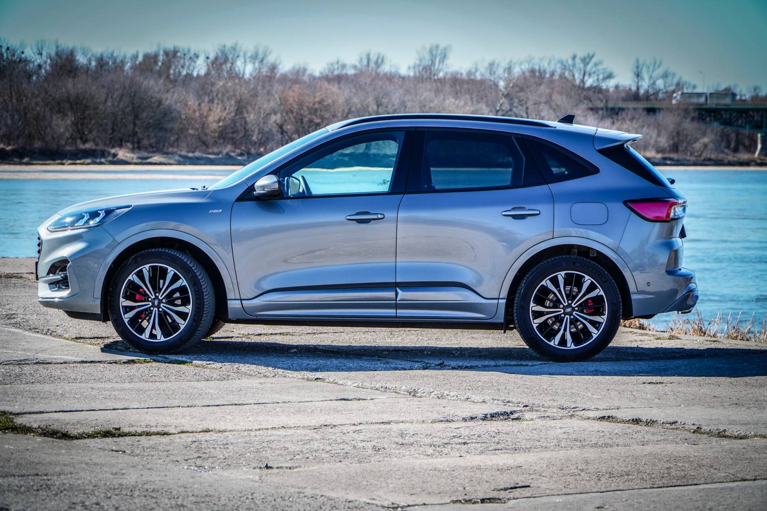 Test. Ford Kuga Hybrid AWD - ta hybryda może cieszyć - Automotyw