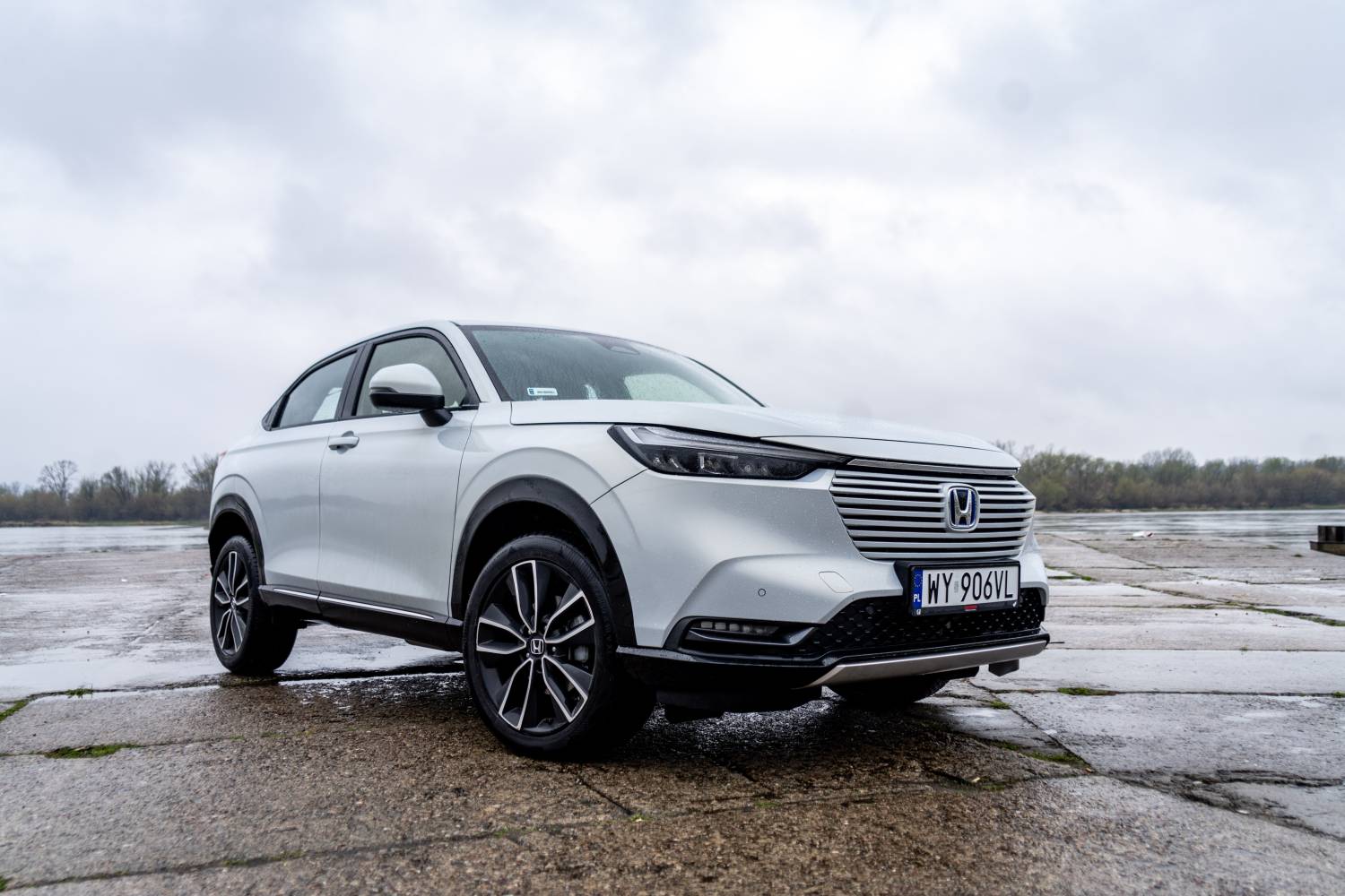 Test. Honda HR-V vs Ford Puma - komfort, czy frajda? - Automotyw