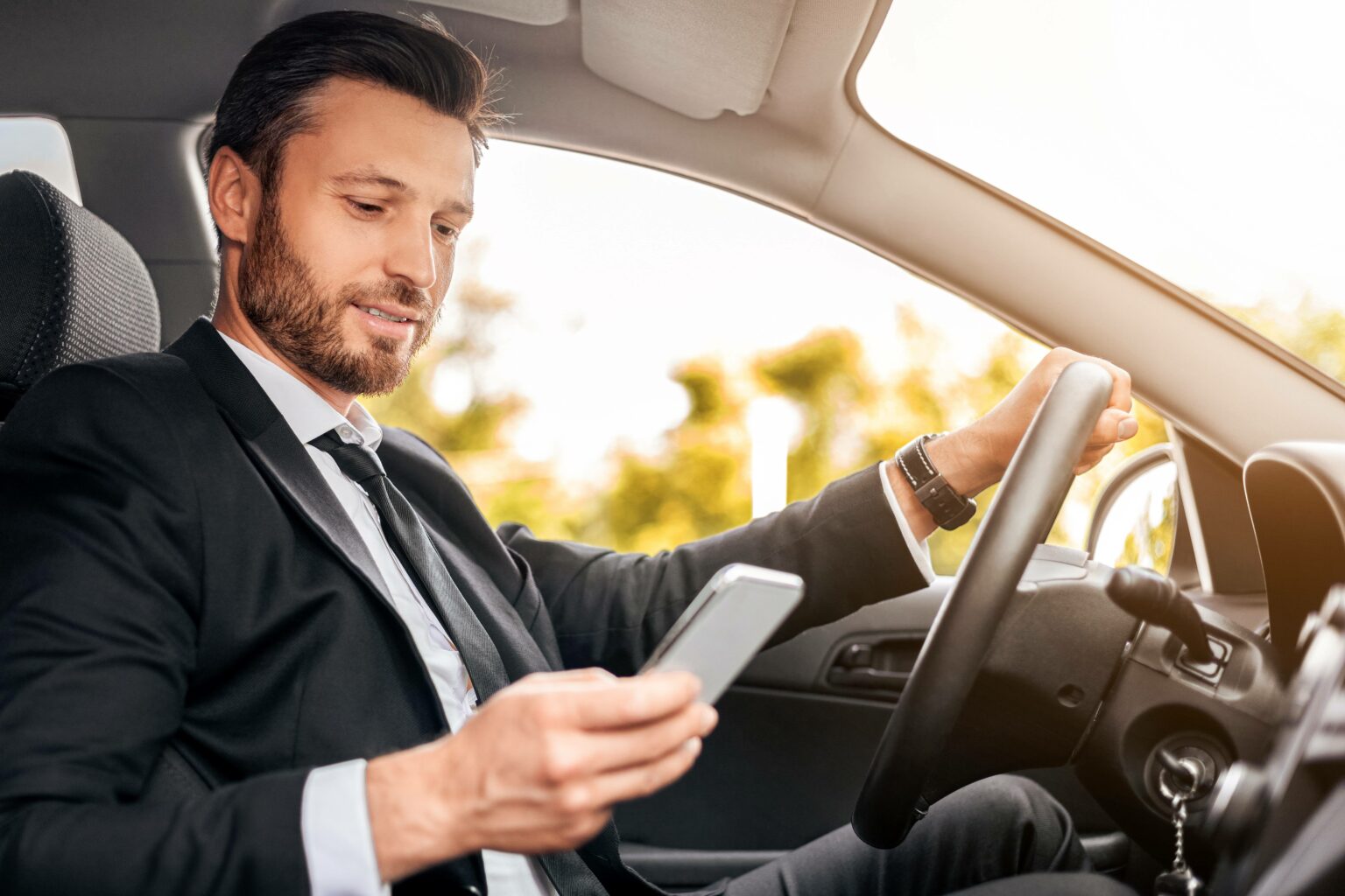 Rodzaje samochodów hybrydowych: mHEV, HEV, PHEV – sprawdź różnice ...